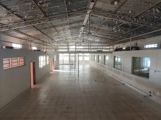 Galpão/Depósito/Armazém para venda tem 2344 metros quadrados em Centro Camanducaia Minas Gerais