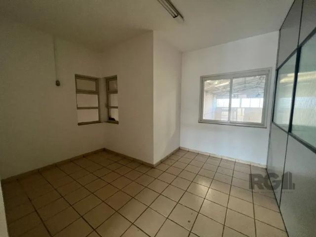 Galpão/Depósito/Armazém para Aluguel no Bairro Anchieta com 574m² de Área Útil