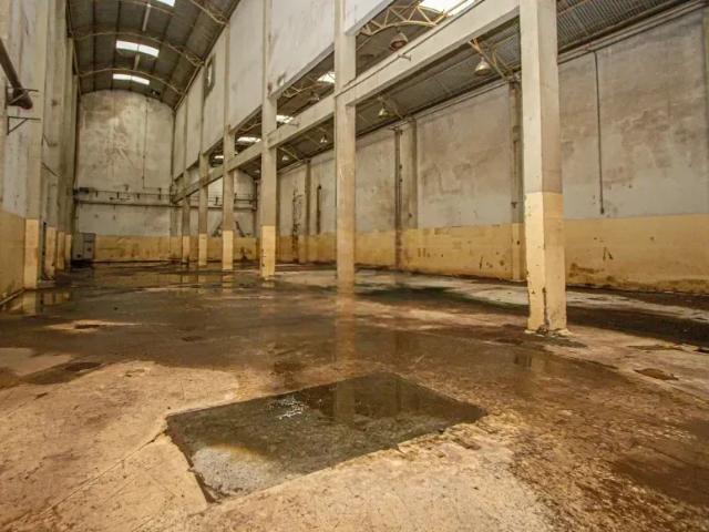 Galpão/Depósito/Armazém para Aluguel no Bairro Floresta com 560m² de Área Útil
