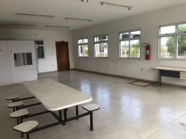 Galpão/Depósito/Armazém para aluguel com 4000 metros quadrados em Piracangaguá Taubaté SP