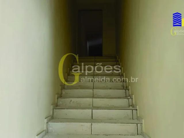 Galpão/Depósito/Armazém para aluguel com 600 metros quadrados