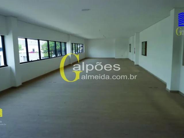 Galpão/Depósito/Armazém para aluguel com 1250 metros quadrados em Iporanga Sorocaba SP