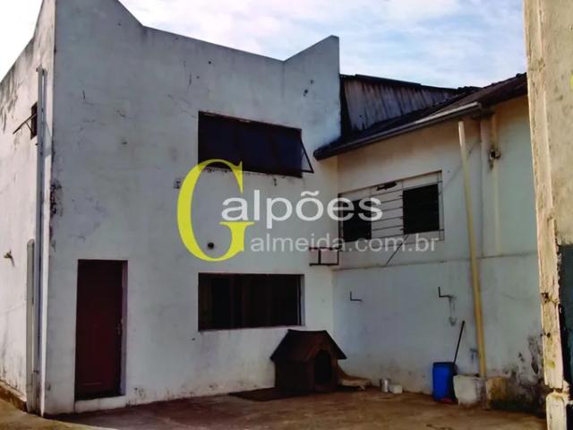 Galpão/Depósito/Armazém para aluguel e venda possui 1600 metros quadrados