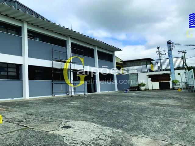 Galpão/Depósito/Armazém para aluguel possui 847 metros quadrados