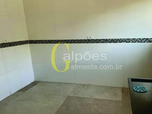 Galpão/Depósito/Armazém para aluguel possui 1080 metros quadrados
