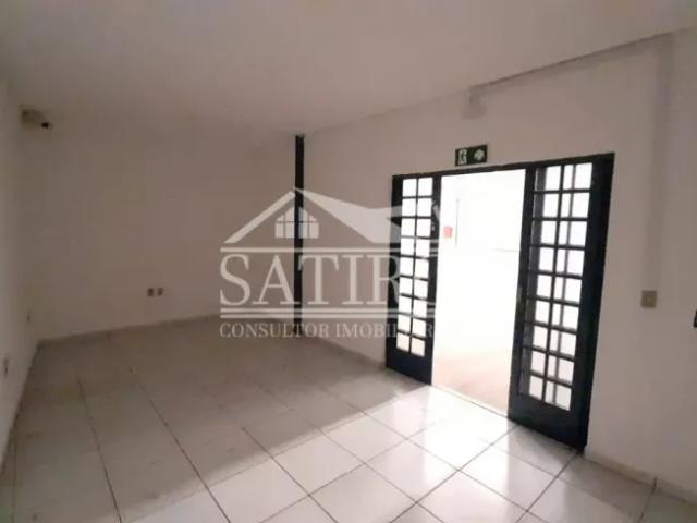 Galpão/Depósito/Armazém para aluguel possui 1500 metros quadrados