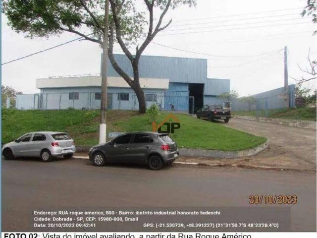 Galpão/Depósito/Armazém e 2 banheiros à Venda, 1126 m² por R$ 807.528