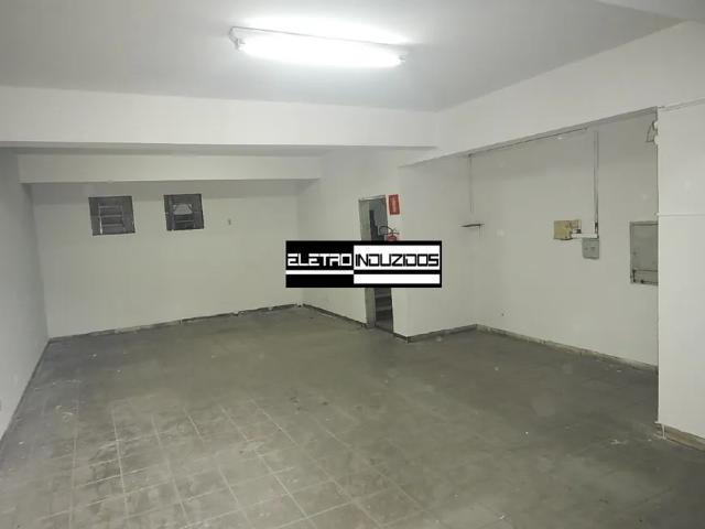 Galpão/Depósito/Armazém para venda possui 504 metros quadrados