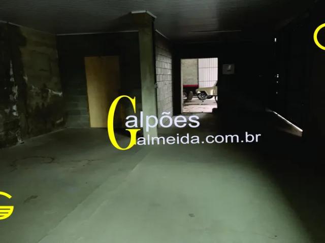 Galpão/Depósito/Armazém para aluguel com 700 metros quadrados