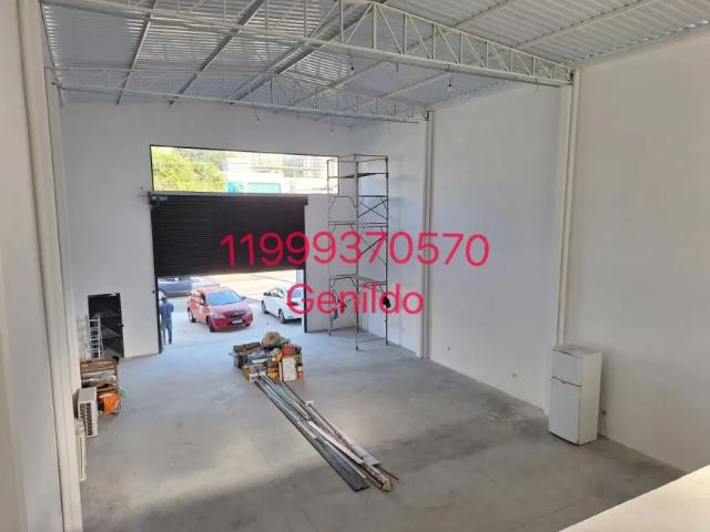 Galpao 250m2 do lado do metro vila sonia com o pe direto alto com mesanino fl55
