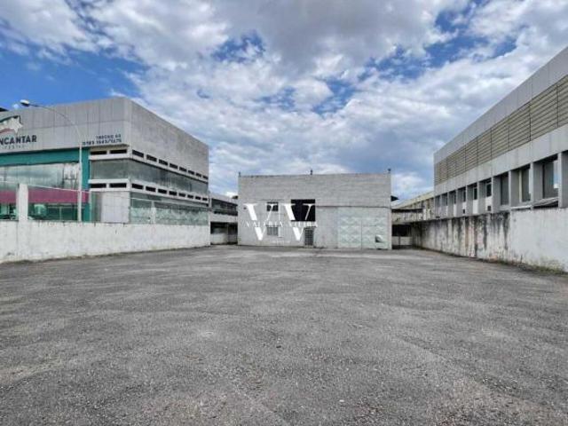 Galpao para reforma no SIA, aceita permuta, com 2000 m² à venda em Brasília