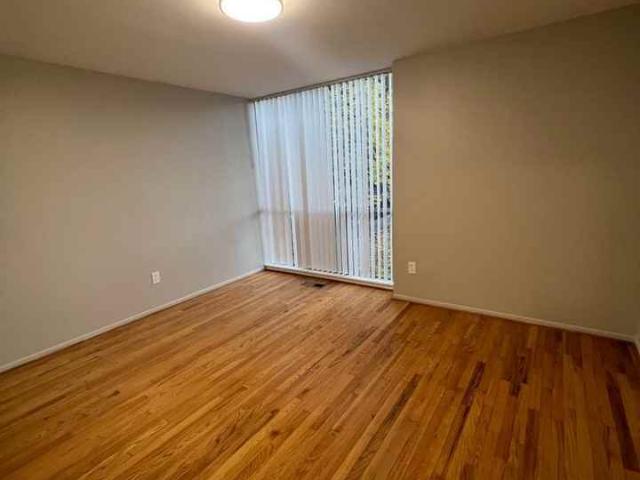 Galpin Apartments 2 Bedroom Apartment for Rent at 2608 Galpin Ave, Royal Oak, MI 48073
