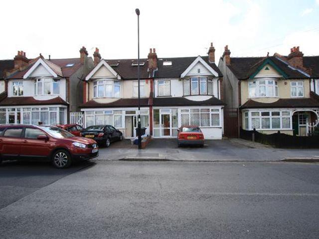 Galpins Road, Thornton Heath, CR7 2 bed flat to rent £1,450 pcm £335 pw