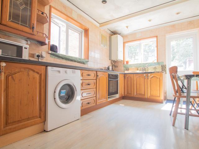 Galsworthy Avenue, Romford, RM6