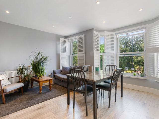 Gap Road SW19, 4 bed flat to rent, £4,200 pcm | PrimeLocation