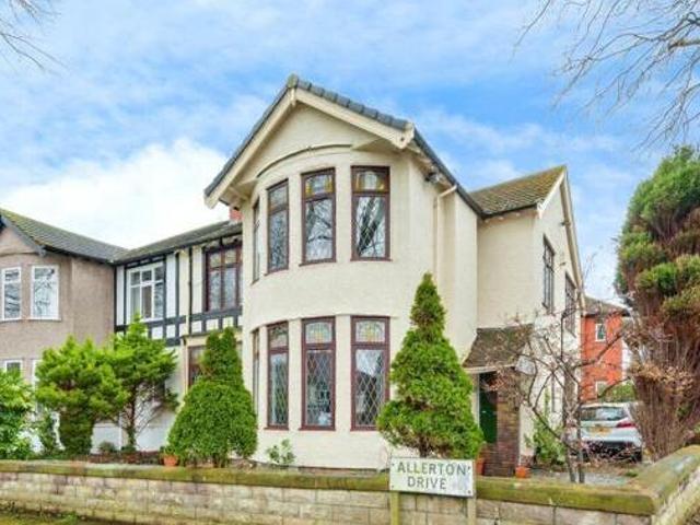 Garth Drive, Liverpool, 5 Bedroom Semi detached