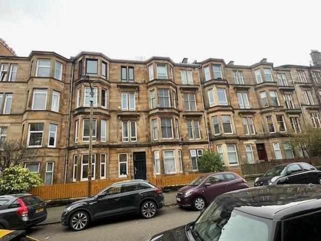 Garthland Drive, Dennistoun, 2 Bedroom Flat