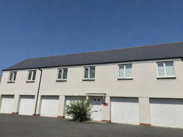 Gartland Drive, Bodmin PL31, 2 bed property to rent, £1,000 pcm | PrimeLocation