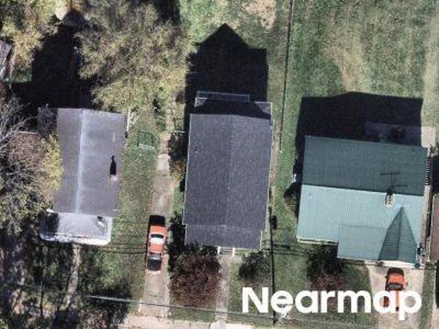 Gartrell St