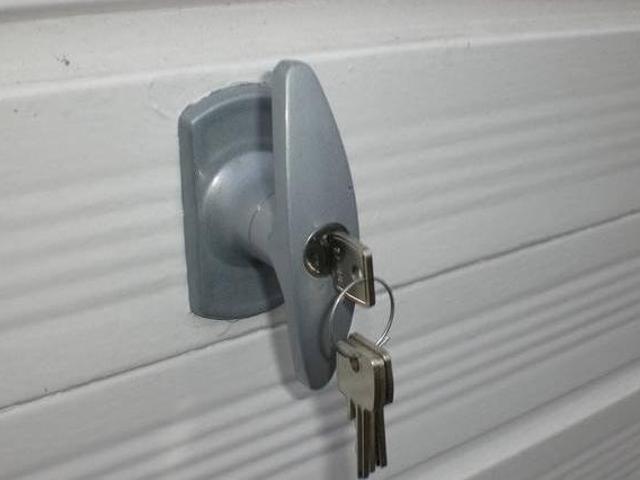 Garage for rent in GARAGE Ryecroft Gardens GU17