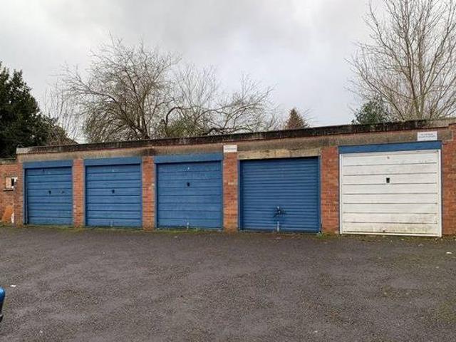 Garage for rent in Garages at St Johns Road BA11