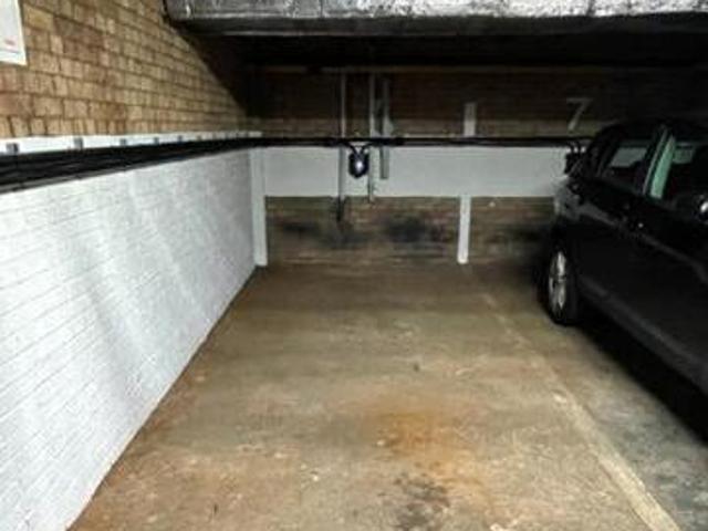 Garage For Rent In Hove, East Sussex