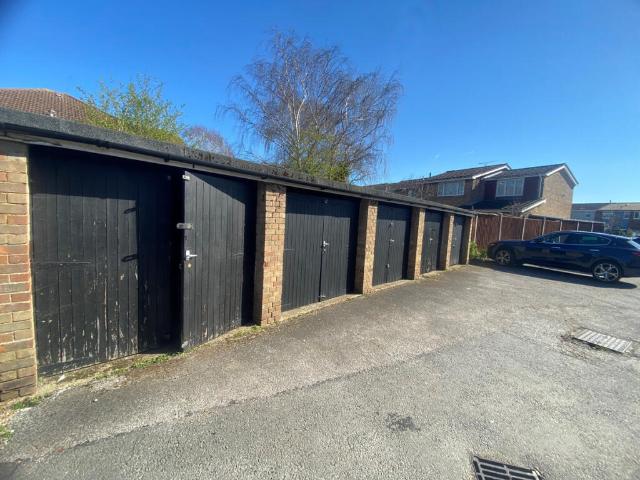 Garage for rent in Havengore, Chelmsford, CM1
