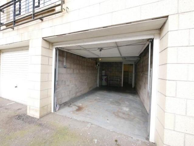 Garage for rent in Lower London Road, Abbeyhill, Edinburgh, EH7