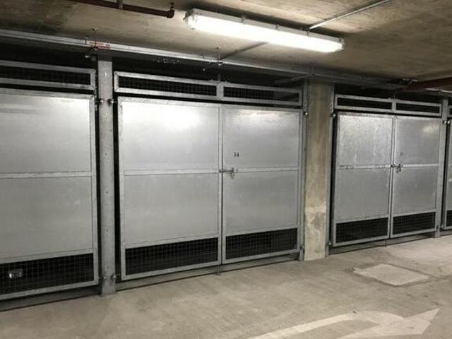 Garage For Rent In South Steps