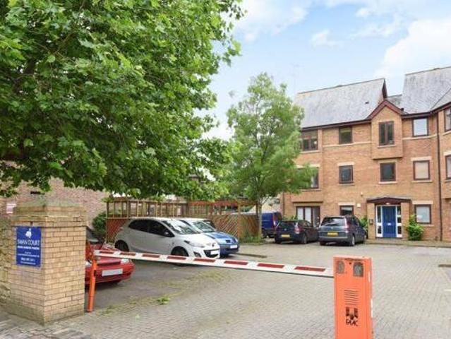 Garage For Rent In Parking Space