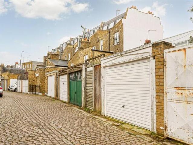 Garage for rent in Parsons Green Lane, Fulham SW6