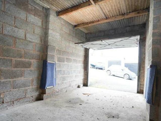 Garage For Sale In Northam