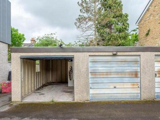 Garage For Sale In Southfields, London