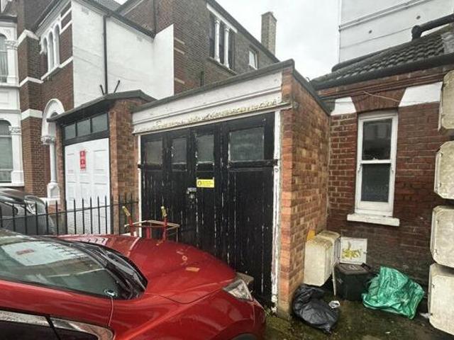 Garage For Sale In Streatham, London