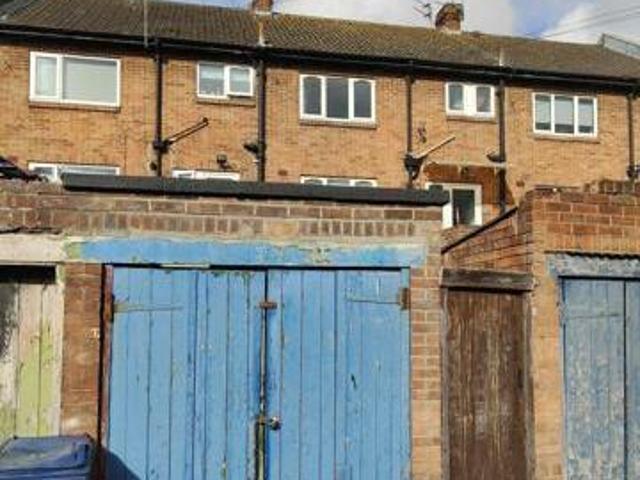Garage On Cheltenham Terrace, Heaton, Garage For Rent
