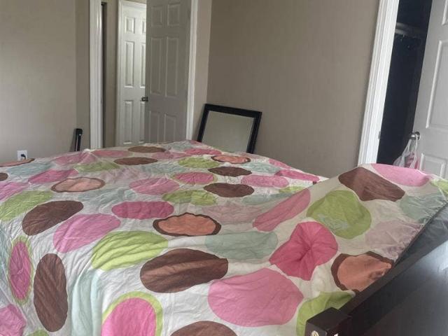 Garage, washer & dryer included