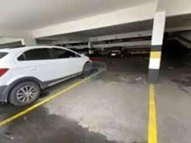 Garagem para Venda em Juiz de Fora/MG Centro 1 Quartos