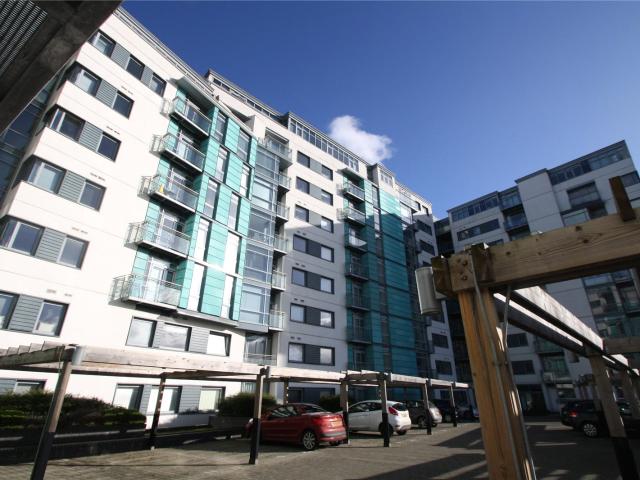 garage/parking space to rent