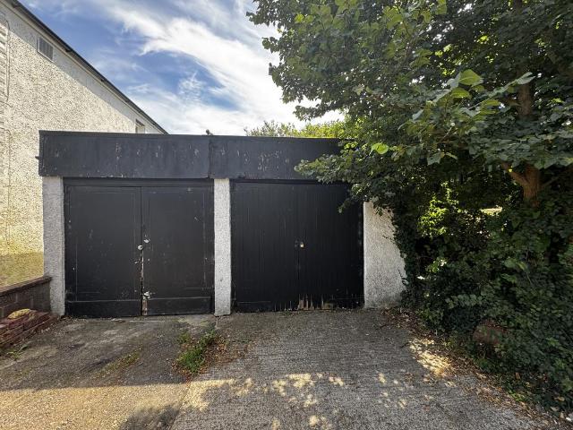 Garages to rent