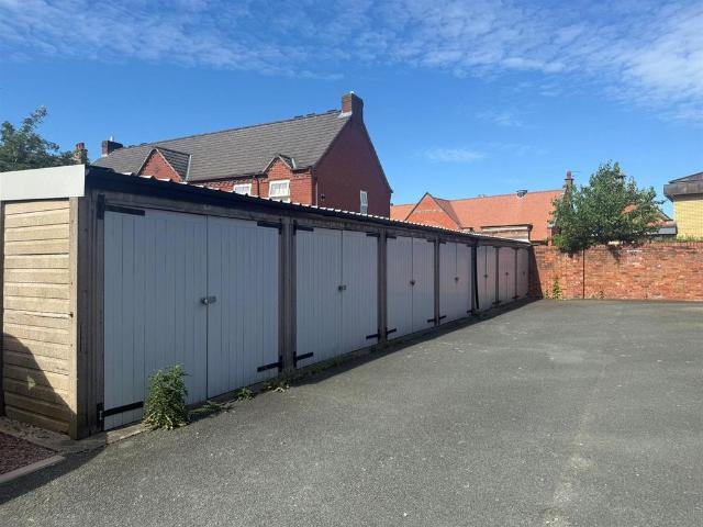 Garages to rent