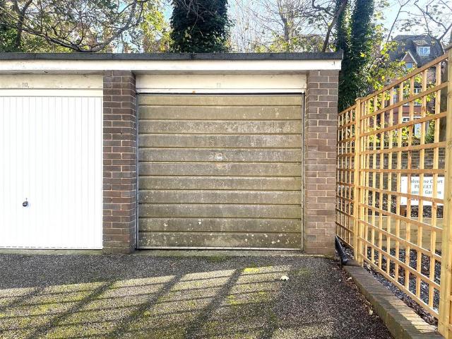 Garages to rent