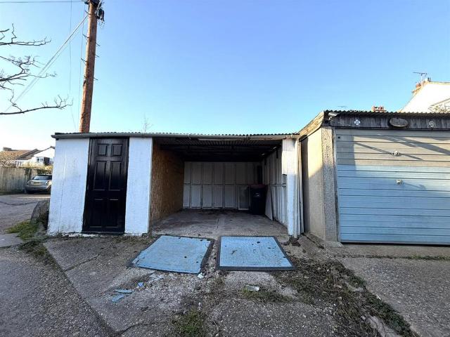Garages to rent