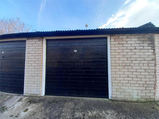 Garages to rent