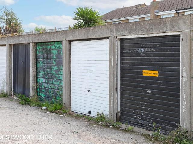 Garages to rent