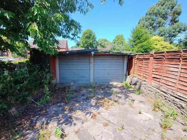 Garages to rent