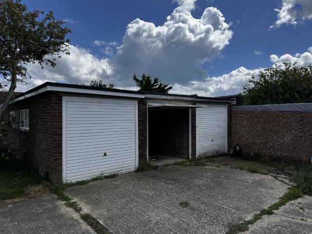 Garages to rent