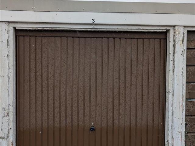 Garages to rent