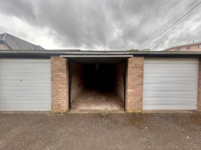Garages to rent