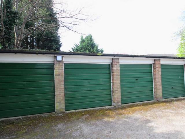 Garages to rent