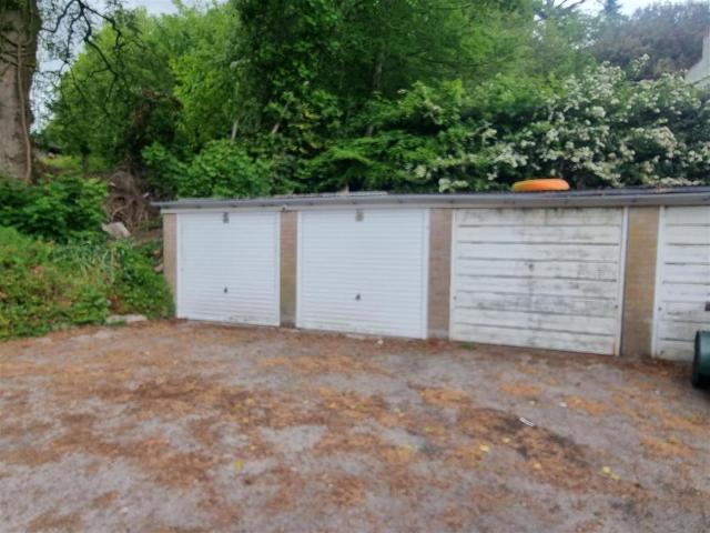 Garages to rent